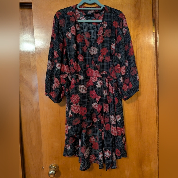 torrid | Tops | Torrid Red And Black Floral Plaid Dress | Poshmark